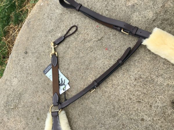 Removable Sheepskin Racing (French) Breastplate - Eponia Equestrian ...